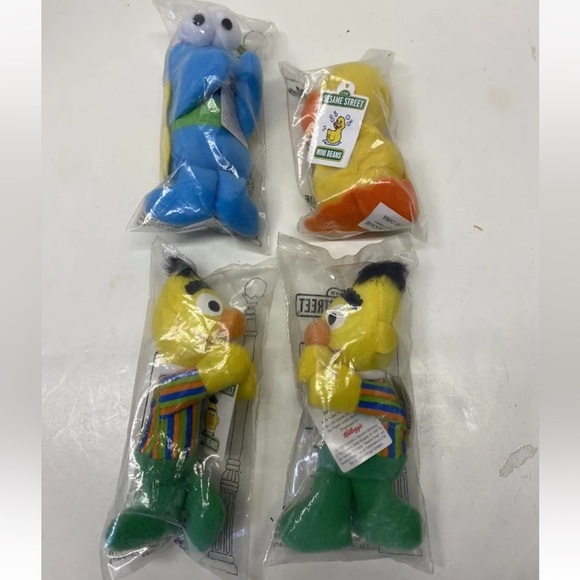 Sesame Street | Toys | Sesame Street Kelloggs 999 Lot Of 4 Mini Bert ...